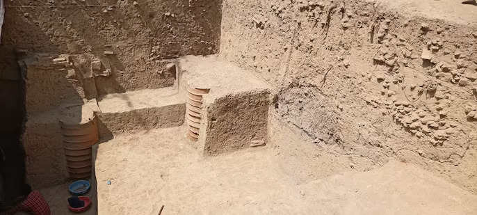 HASTINAPUR-THE CAPITAL - Sarasij Majumder